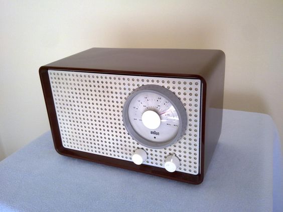 Radio SK 2 color moca - 1.800 Productos Braun diseñados por Dieter Rams ...